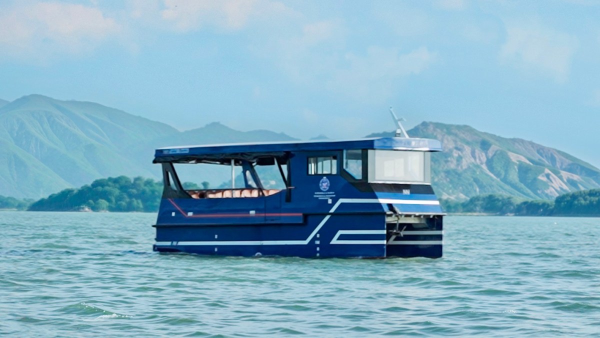 First Solar Boat in Orissa – Trials in Chilika – Sandith Thandasherry